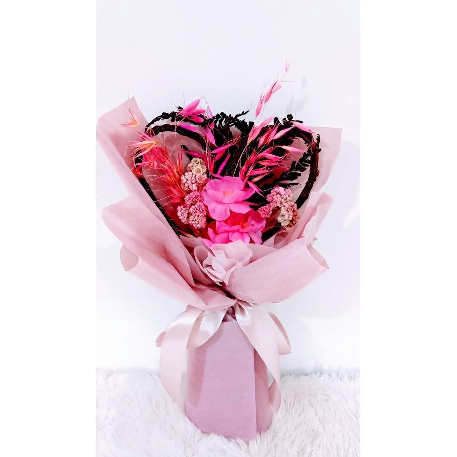 Jual Small Heartshape / Bucket Hampers Tangerang / Kado Wisuda / Kado ...