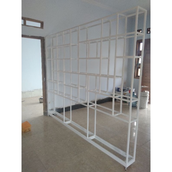 Jual partisi / sekat ruangan model industrial | Shopee Indonesia