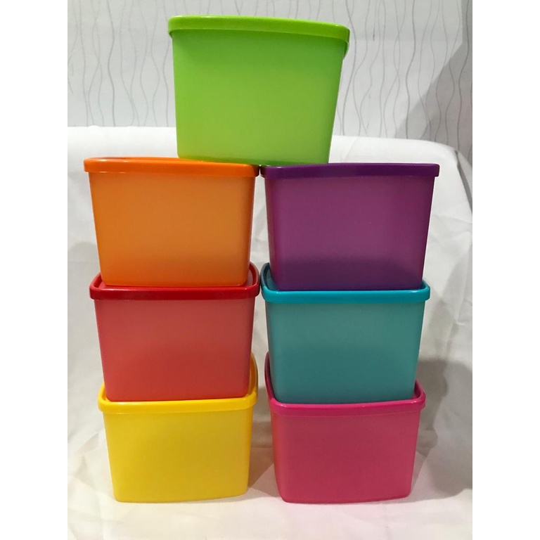 Jual Tempat Makan Jadul Square Round Small / Medium [ Ella Tuppy ...