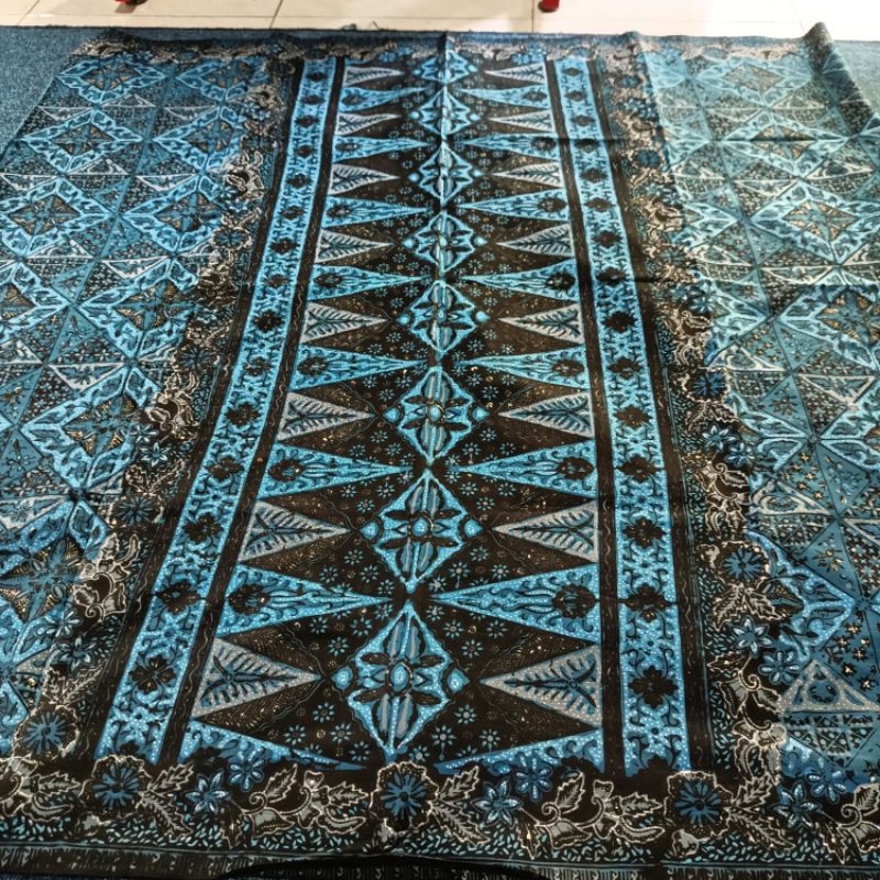 Jual Sarung Batik Tradisional Lar Gurda | SARUNG BATIK LAR GURDA ...