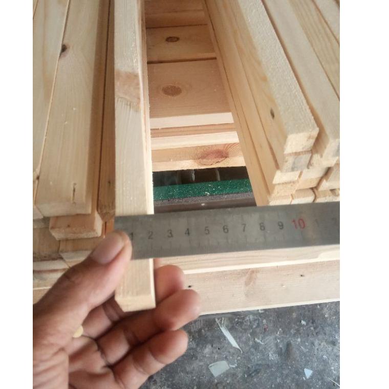 Jual Terlaris Reng Kayu Lis Ukuran 2x2 Cm Panjang 100 Cm Isi 8 Batang ...