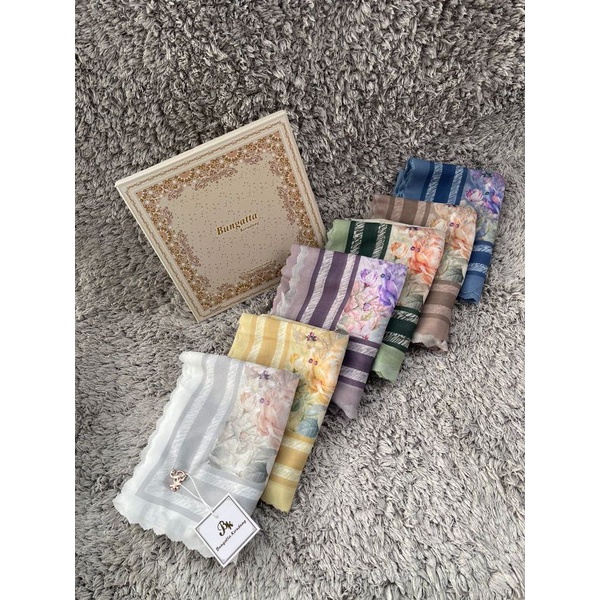 Jual Hijab bungatta kerudung printing motif bunga box series | Shopee ...