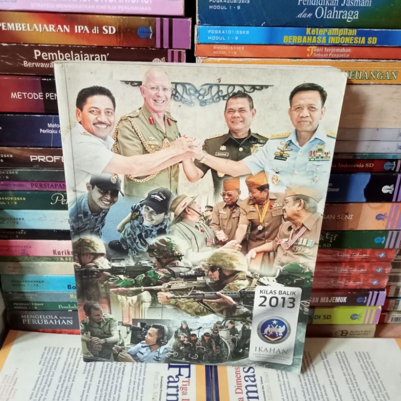 Jual BUKU IKAHAN IKATAN ALUMNI PERTAHANAN INDONESIA-AUSTRALIA KILAS ...