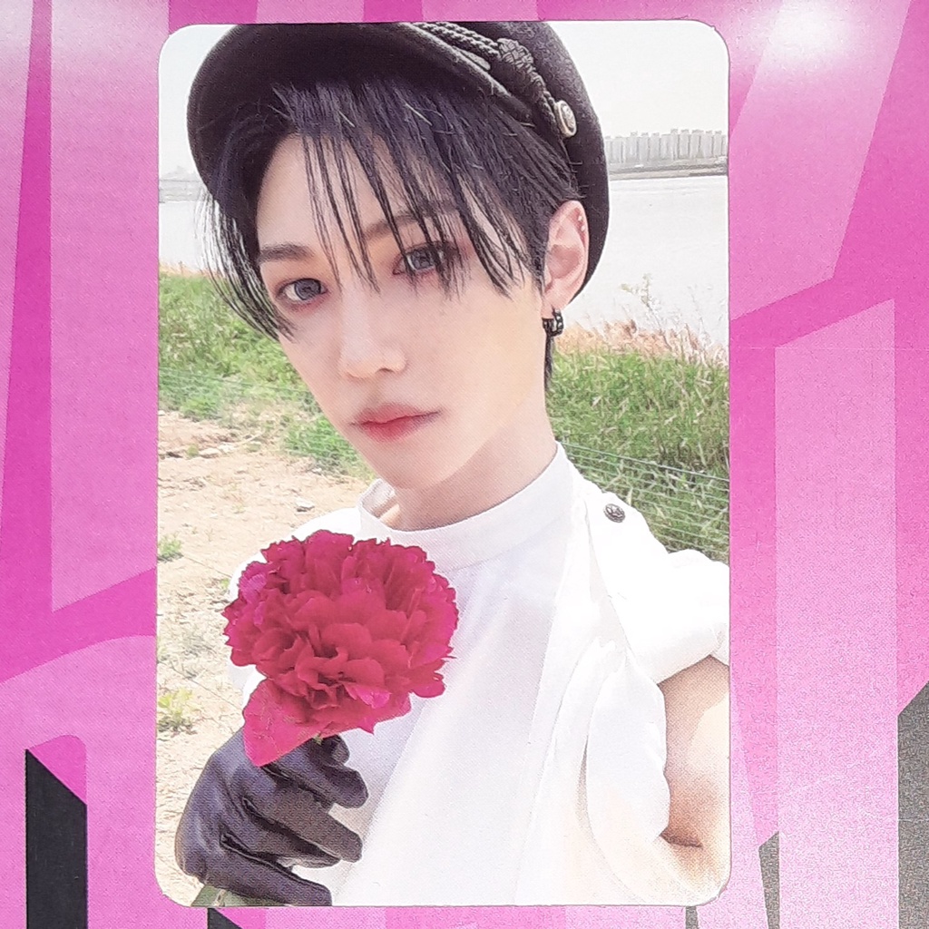 Jual (photocard) stray kids maxident official pc bangchan felix ...