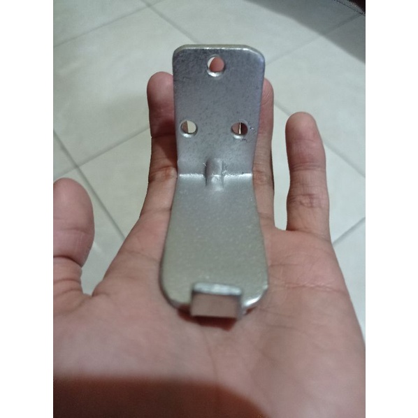 Jual HANGER APAR / GANTUNGAN APAR UNTUK BERAT 3-9KG Realpict | Shopee ...