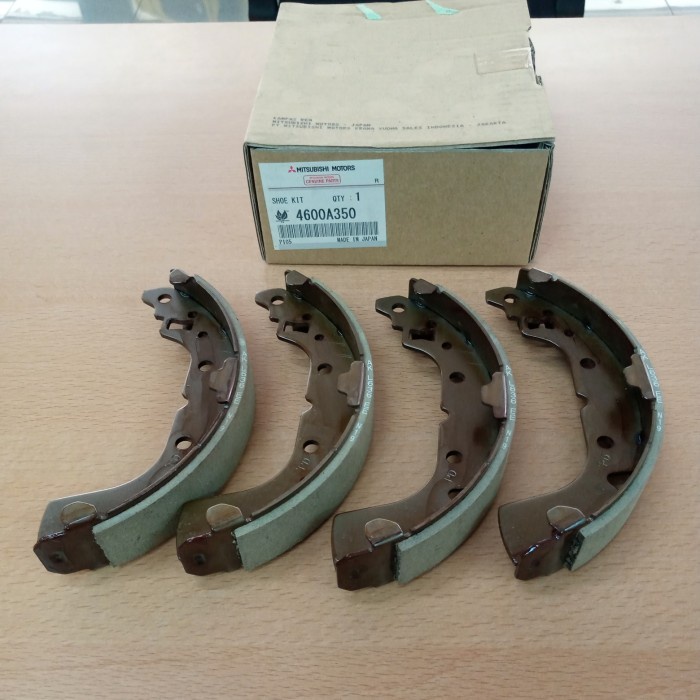 Jual KAMPAS REM BELAKANG MIRAGE - 4600A350 ORIGINAL MITSUBISHI SHOE SET BRAKE | Shopee Indonesia