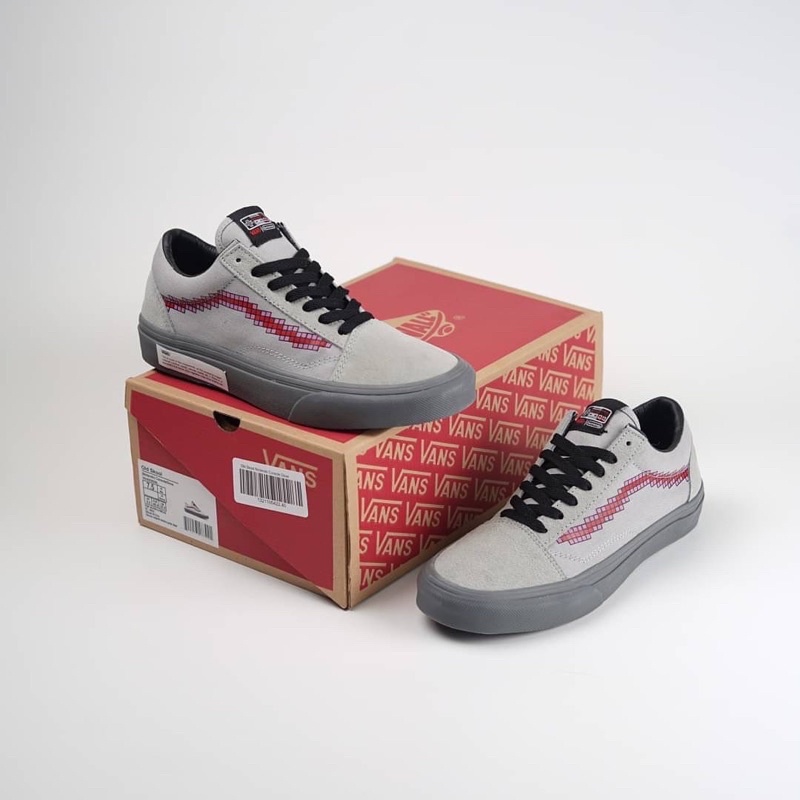 Jual V*NS OLD SKOOL NINTENDO CONSOLE KHAKI GREY | Shopee Indonesia