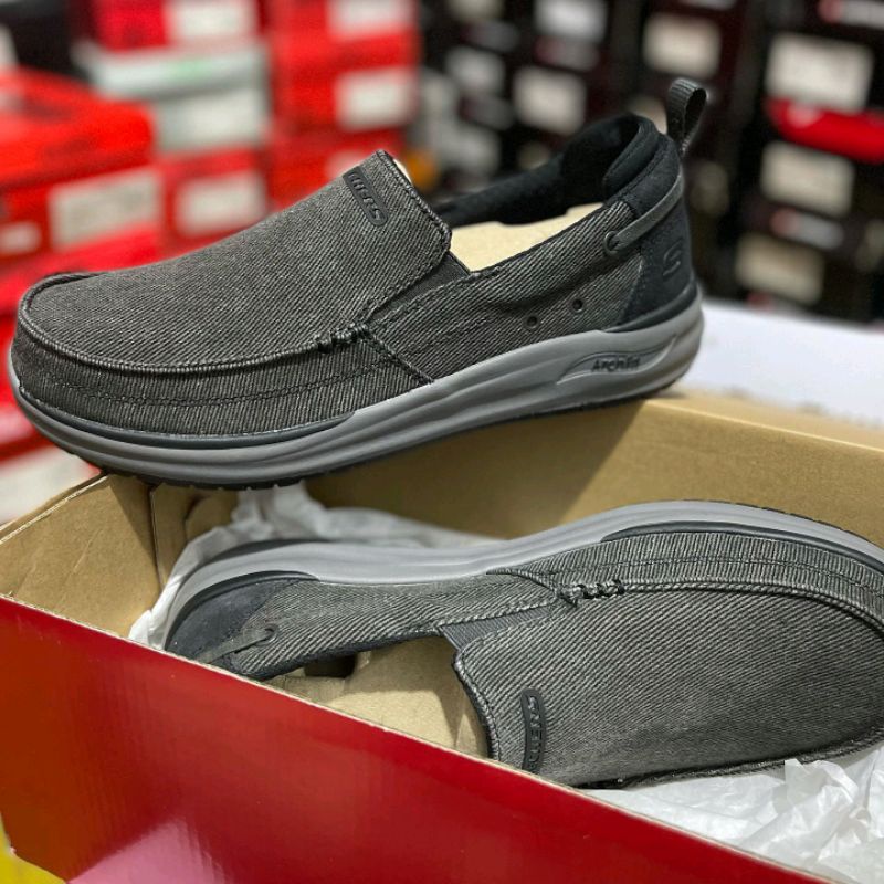 Jual Skechers arc fit Melo | Shopee Indonesia
