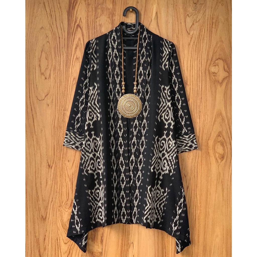 Jual Cardigan wanita tenun kalimantan hitam ready stock | Shopee Indonesia