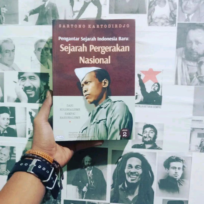Jual Pengantar Sejarah Indonesia Baru: Sejarah Pergerakan Nasional by Sartono Kartodirdjo ...