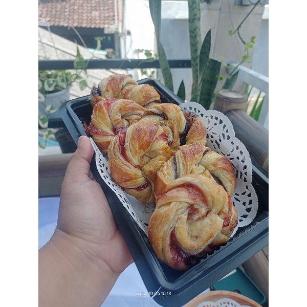 Jual MIX BERRIES PUFF PASTRY | Shopee Indonesia
