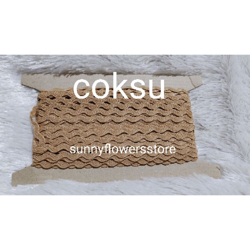 Jual Renda zig -zag/ biku biku lebar 0,5 cm isi 18 meter | Shopee Indonesia