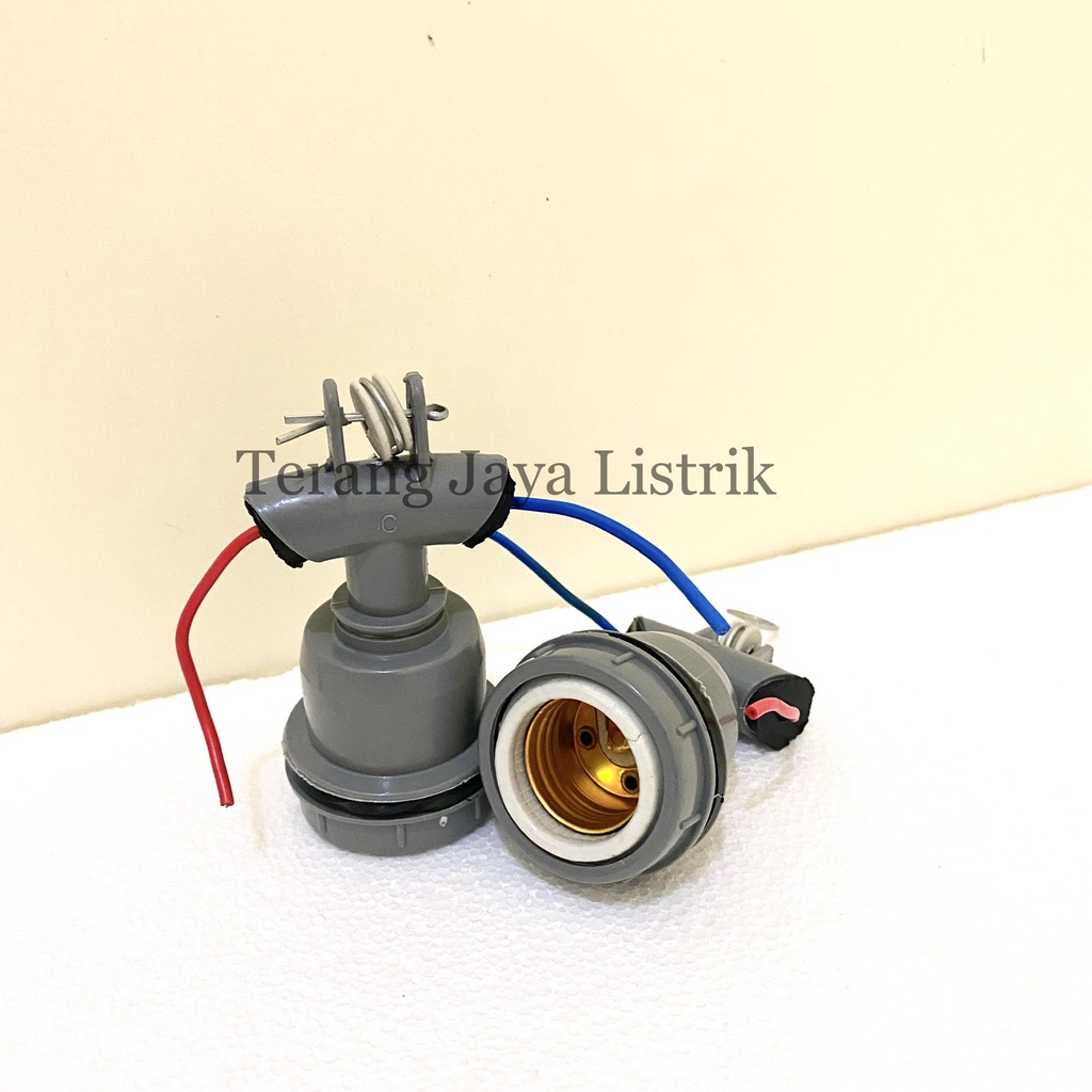 Jual Fitting fiting gantung WD outdoor besi + keramik E27 Procyon murah ...