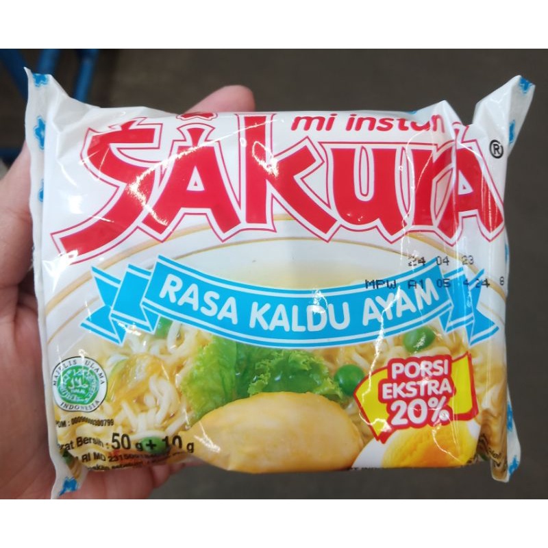 Jual mi instan sakura rasa kaldu ayam indomie sakura mi sakura | Shopee ...