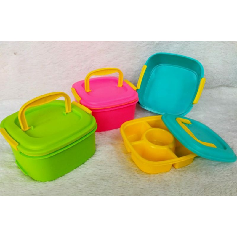 Jual catering box / lunch box / rantang susun /catering box batik ...