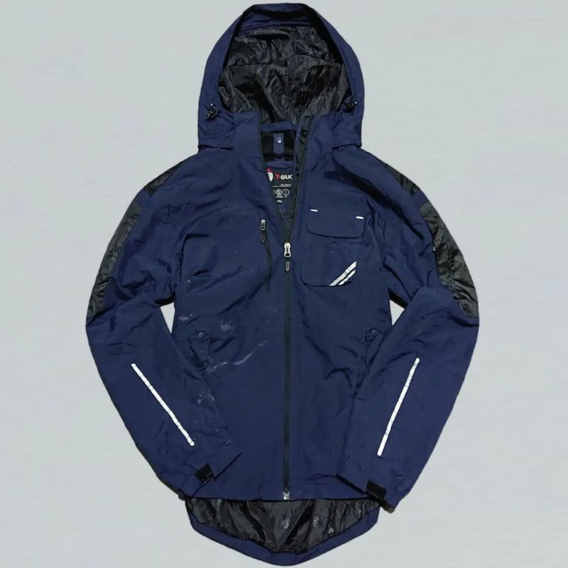 Jual Jaket Outdoor Second - T-Buc Outdoor Original Second - Jaket ...