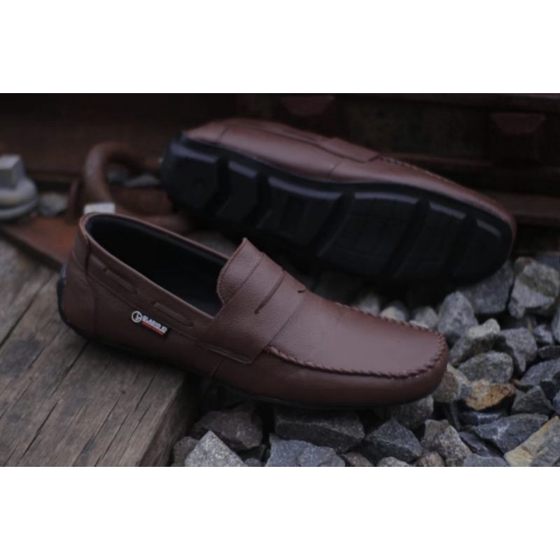 Jual Sepatu Pria Slip On Formal Loafer Kulit Sapi Warna Coklat Original ...
