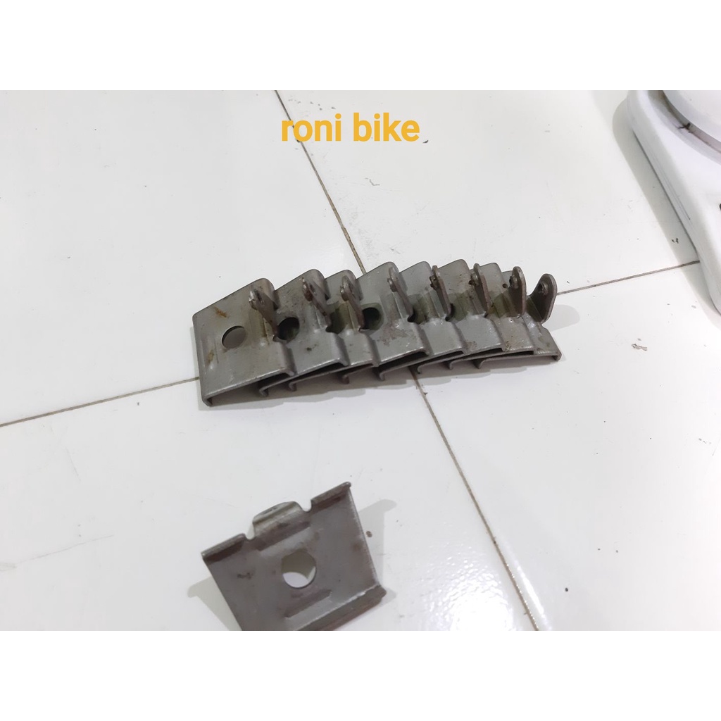 Jual Plat Dudukan Standar Tengah sepeda bahan plat Besi-steel made in ...