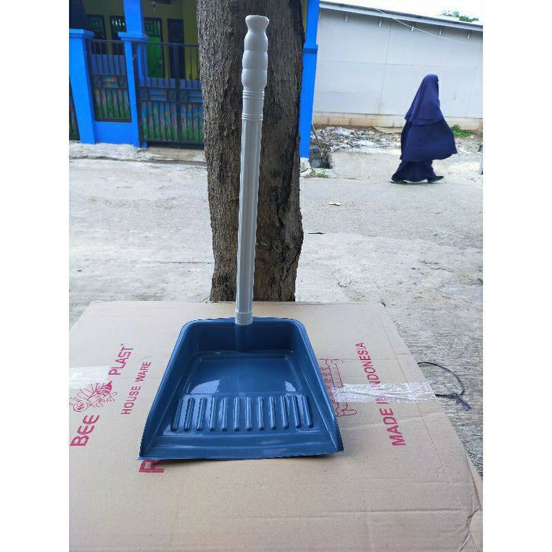 Jual PENGKI/SODOK SAMPAH PLASTIK MURAH | Shopee Indonesia