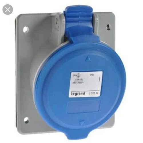 Jual Panel mounting sockets legrand 32A 2P+E (555284) | Shopee Indonesia