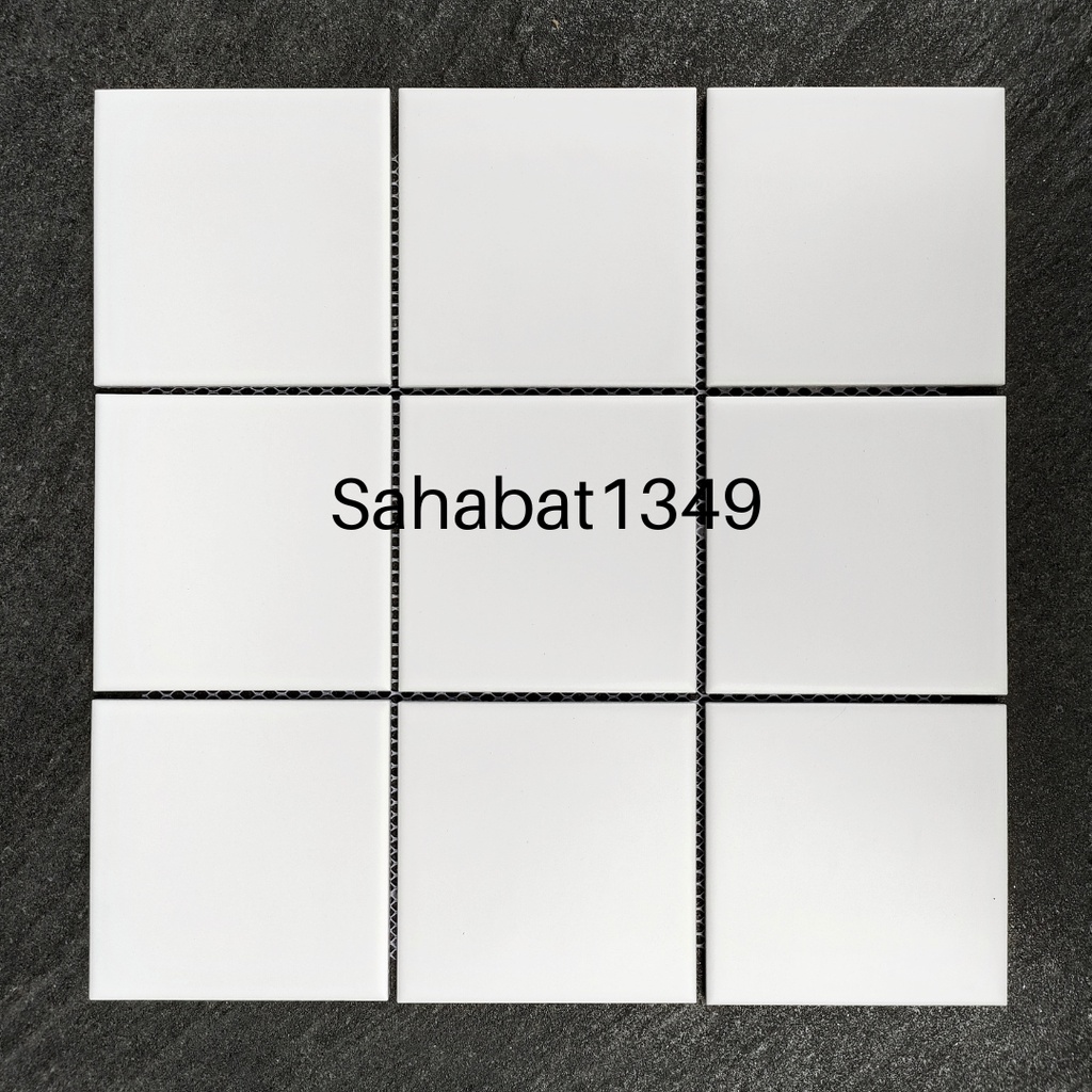 Jual Mosaic Kuda Laut Mass Granada 1010 Putih Doff - Keramik Mozaik ...