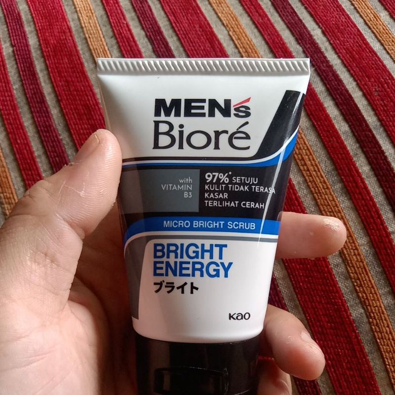 Jual Men's Biore micro bright scrub Sabun Pencuci muka(kemasan terbaru ...