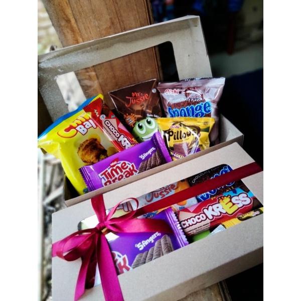 Jual Snack box/ Snack ulang tahun/ Snack box ultah/ hampers ultah ...