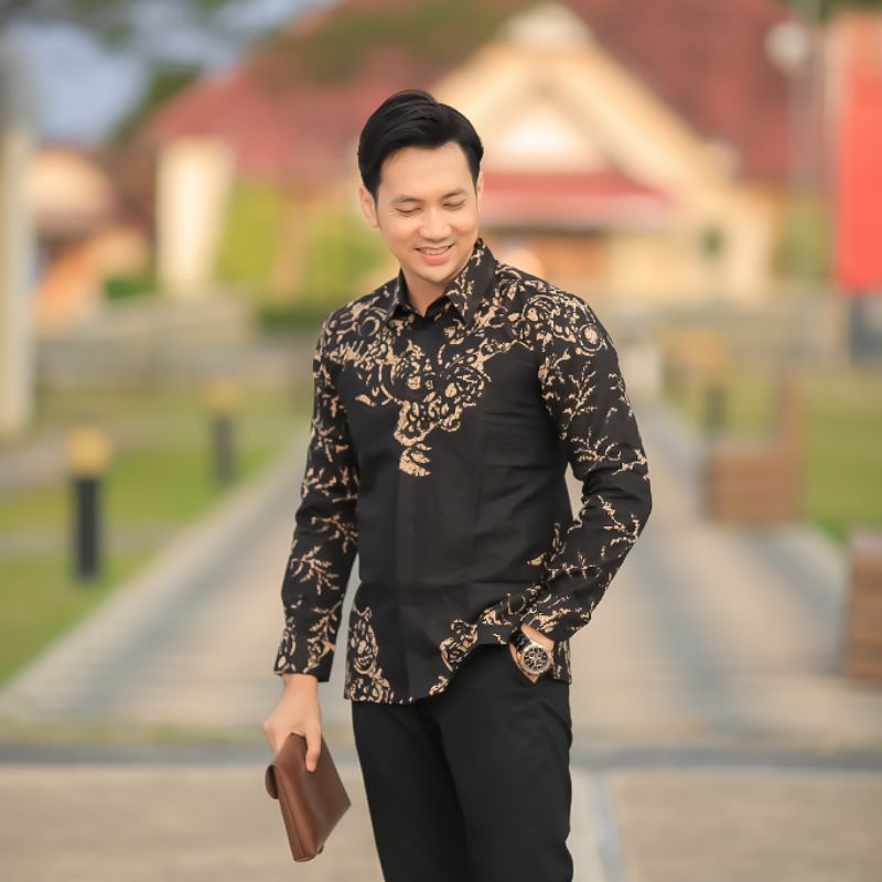 Jual BATIK BOLO DEWO Motif Akar Hitam Hem Atasan Kemeja Baju Batik Pria ...