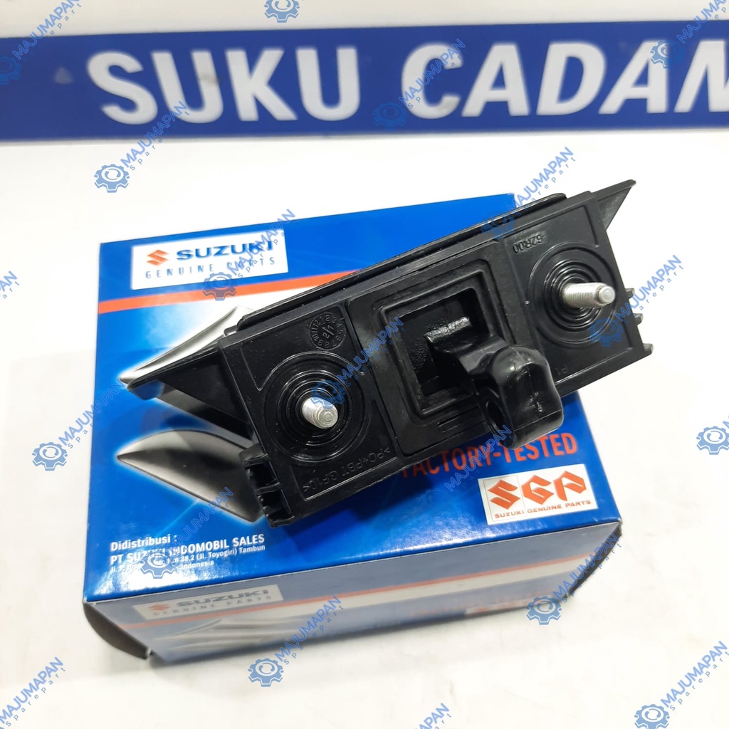 Jual Handle Pintu Bagasi Belakang Suzuki Ertiga Original SGP | Shopee ...
