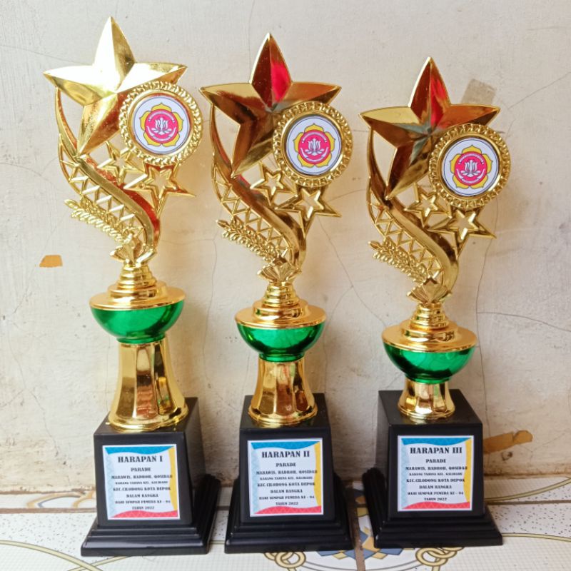 Jual Piala trophy 210 Tinggi 40cm piala untuk juara 123 | Shopee Indonesia