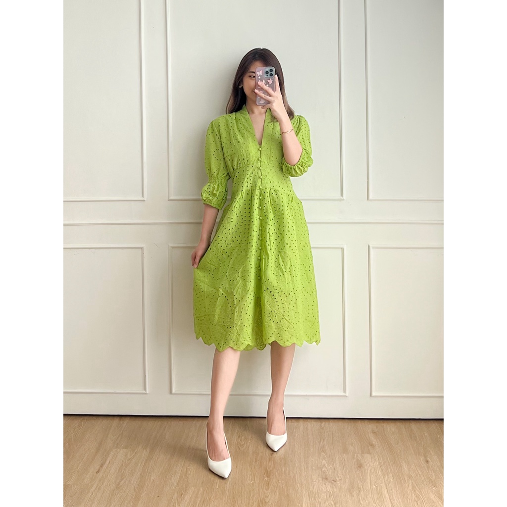 Jual DOLLA - Ayana Dress/ Dress Natal Premium | Shopee Indonesia