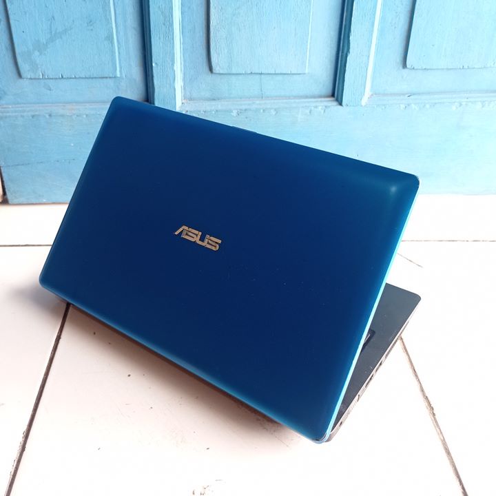 Jual Notebook Asus X200CA Warna Biru Blue Slim Intel Celeron 1007U RAM ...