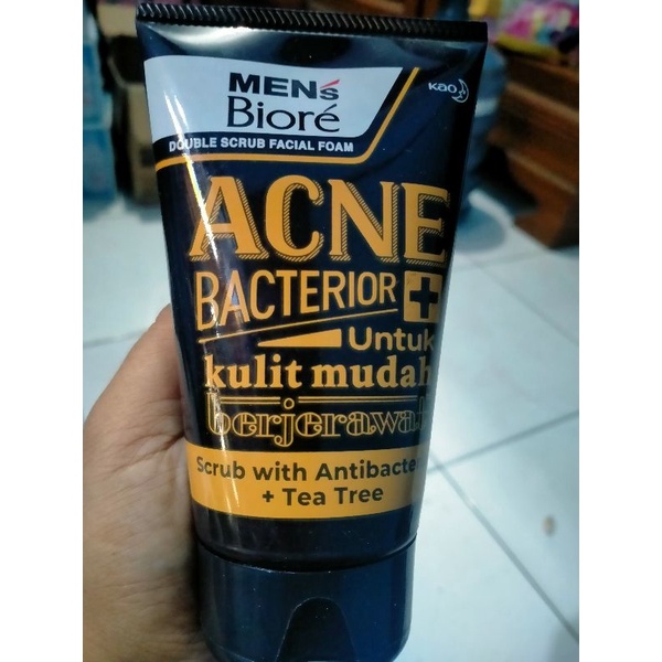 Jual Men's Biore Double Scrub Sabun Muka Pria Untuk Kulit Berjerawat ...