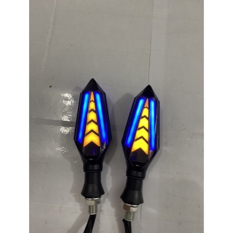 Jual PROMO Lampu sen running variasi 2sisi led model panah biru vixion ...