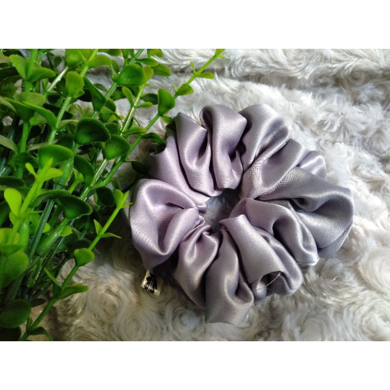 Jual [BARU]SCRUNCHIE MEDIUM/IKAT RAMBUT/TALI RAMBUT | Shopee Indonesia