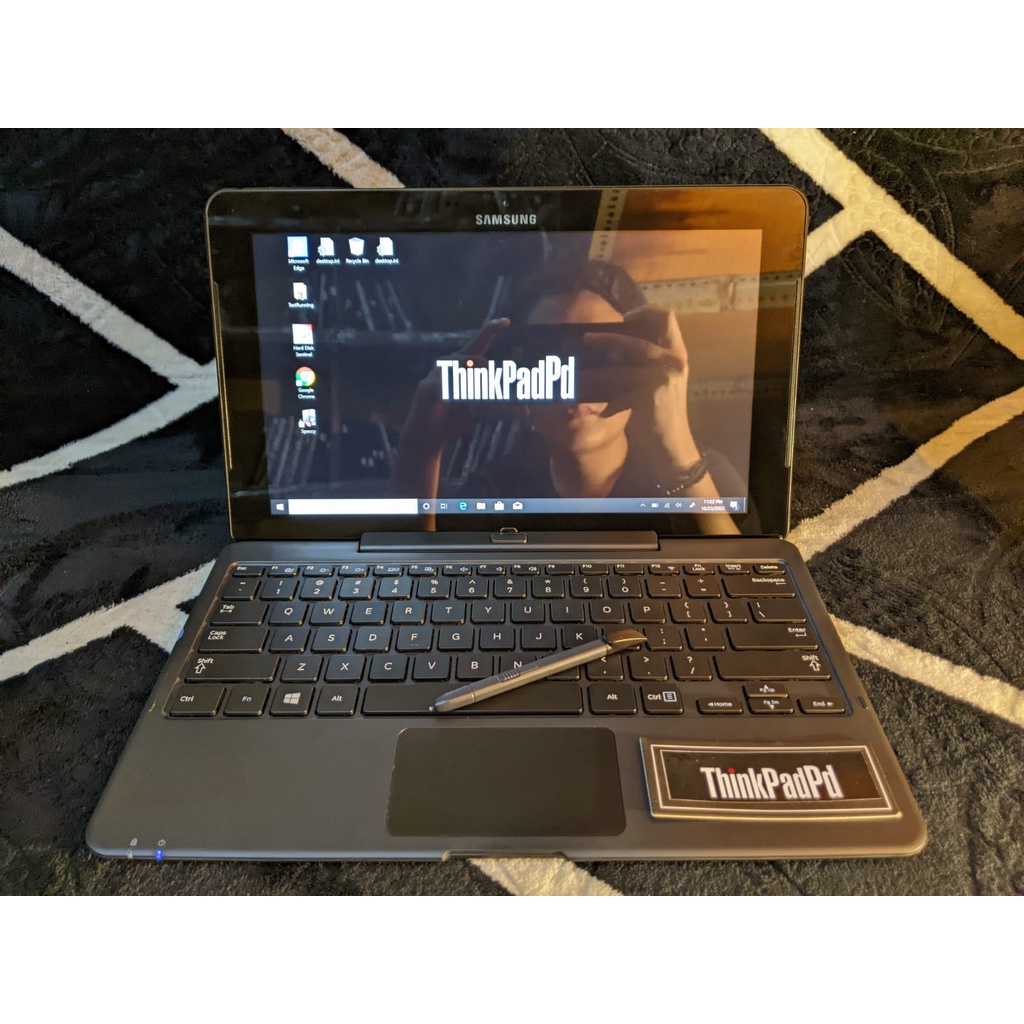 Jual Convertible Tablet 2in1 Samsung 700T1C Core i5 3337U Touch Mulus ...