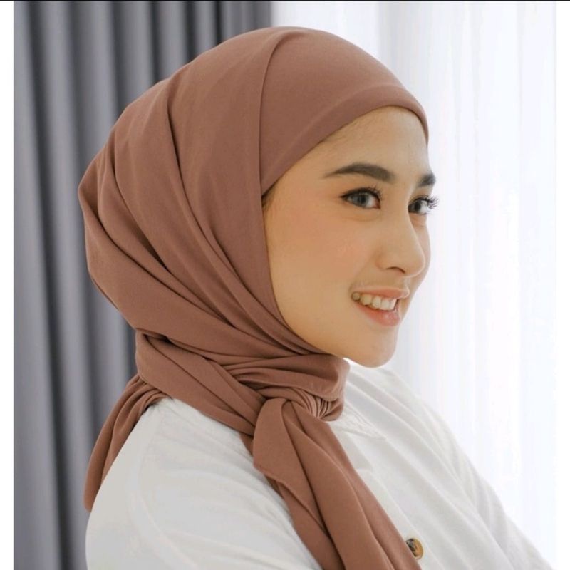 Jual HIJAB SEGIEMPAT INSTAN PLUS INNER 2IN1 / HIJAB SEGITIGA / JILBAB ...