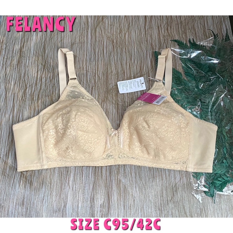 Jual FELANCY BRA 42C/C95 BRA TANPA KAWAT WARNA BEIGE | Shopee Indonesia