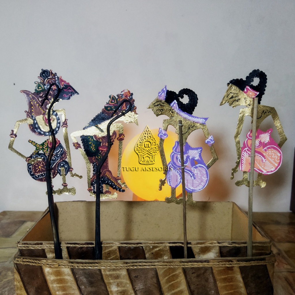 Jual Wayang Kulit Mini - Miniatur Wayang - bahan Kulit Kambing | Shopee ...
