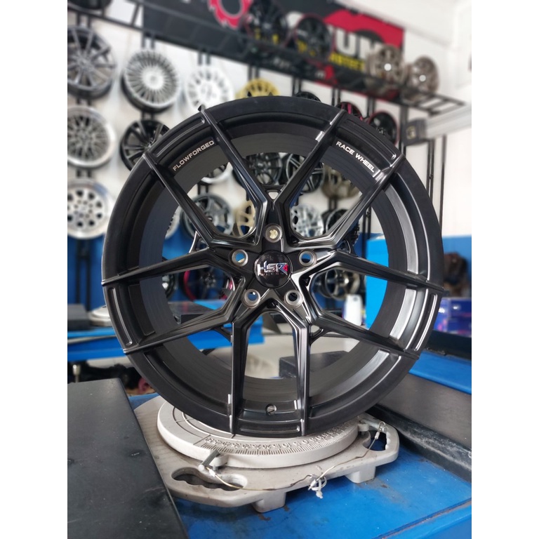 Jual VELG RACING MODEL FERRARI TIPE WURZBURG R18 PCD 5X114,3 CIVIC ...