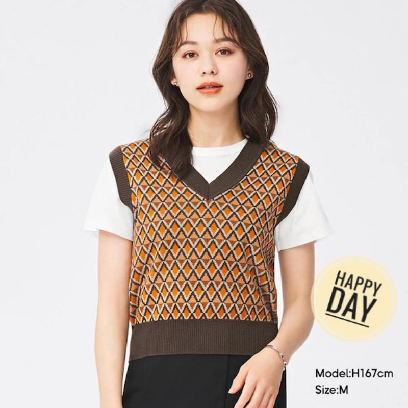 Jual GU - Jacquard vest (diamond) | Shopee Indonesia