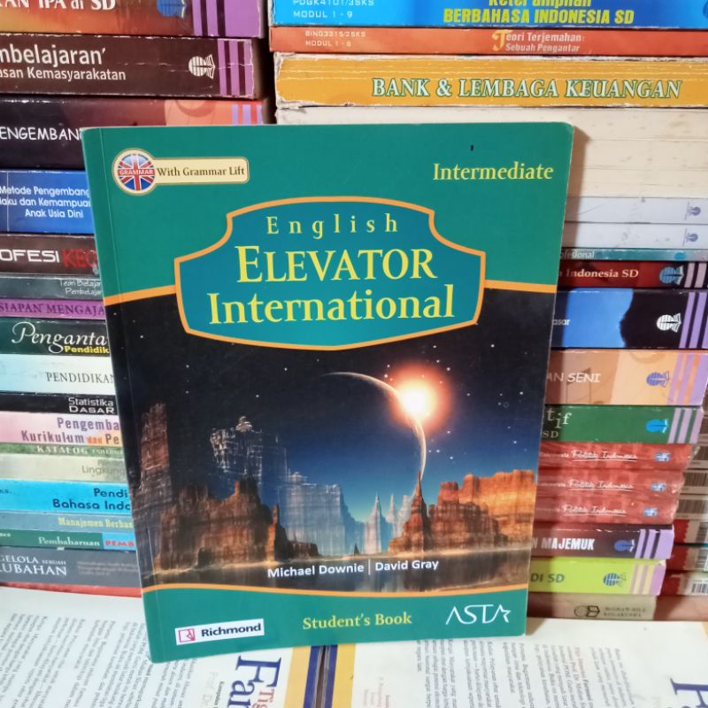 Jual ENGLISH ELEVATOR INTERNATIONAL STUDENT'S BOOK INTERMEDIATE ...