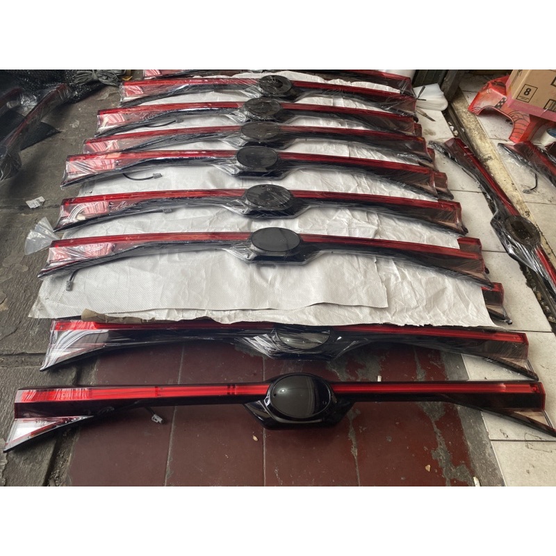 Jual 81580-BZ150 Reflektor bagasi avanza veloz terbaru original ...