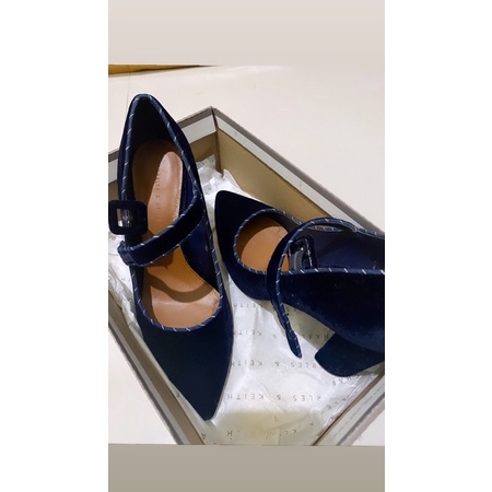 Jual heels CHARLES N KEITH ori beli di store singapore ada bukti ...
