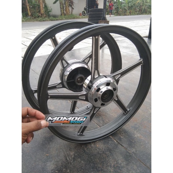 Jual velg enkei scorpio ring 18 pnp rx king | Shopee Indonesia