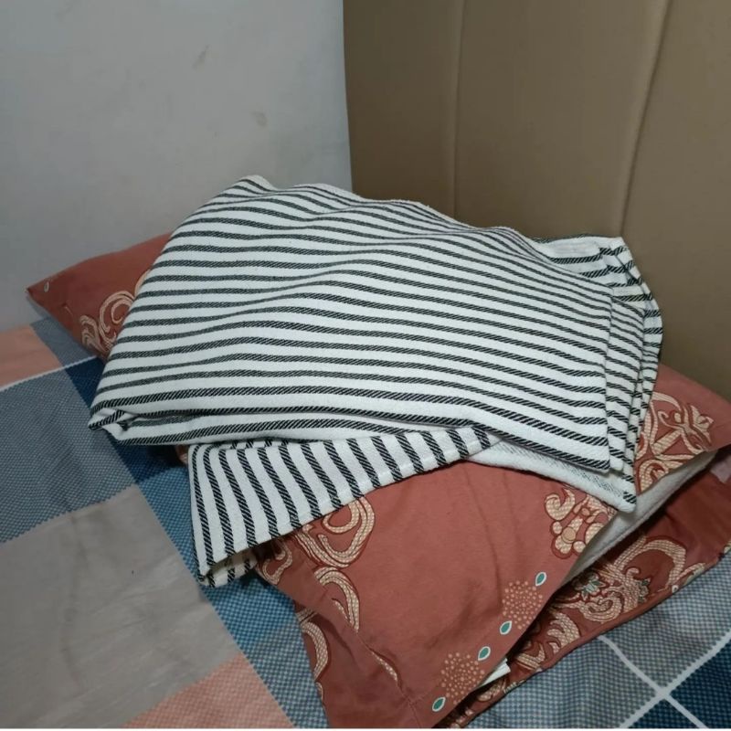 Jual Selimut Salur 100x150cm Pasien Rumah Sakit | Shopee Indonesia