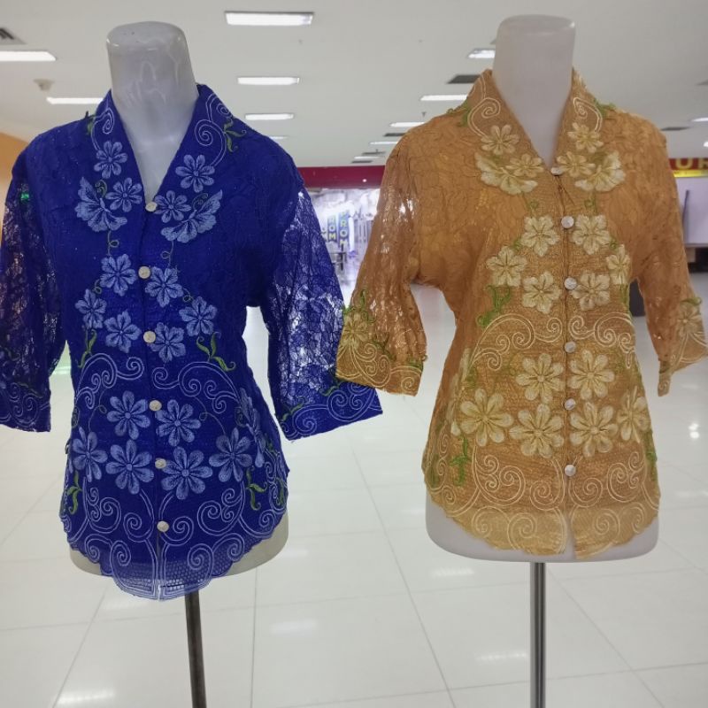Jual BAJU ATASAN WANITA MODEL KEBAYA KANCING DEPAN BAHAN FULL BROKAT ...