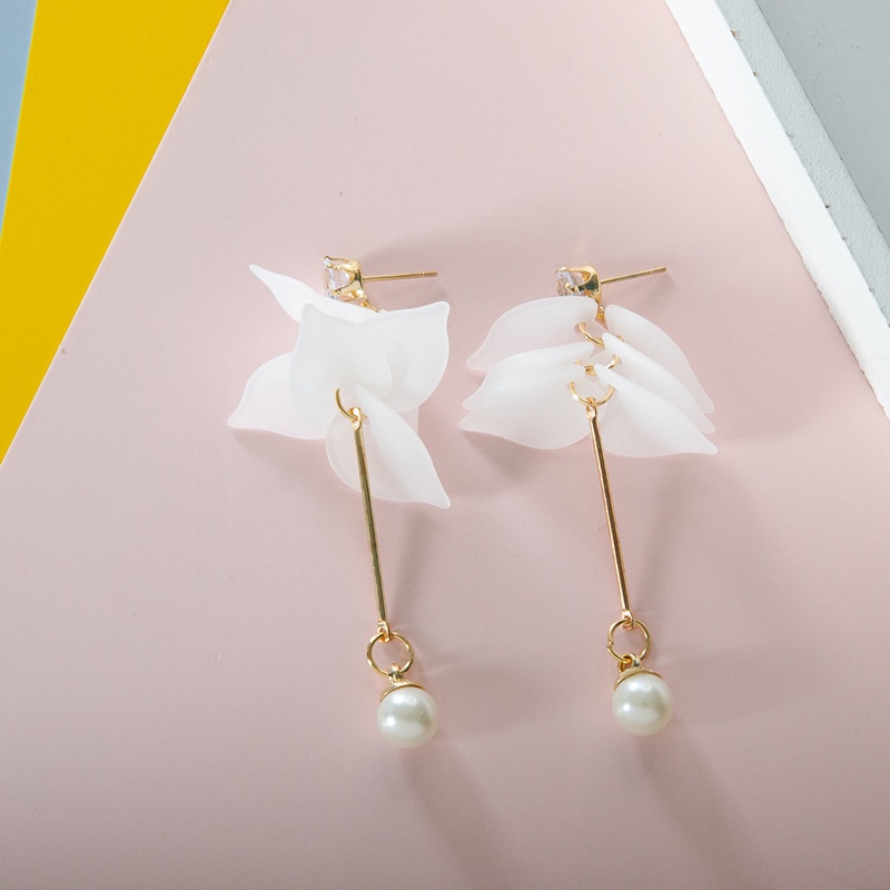 Jual Anting Gantung Panjang Model Kelopak Bunga White Series Earrings ...