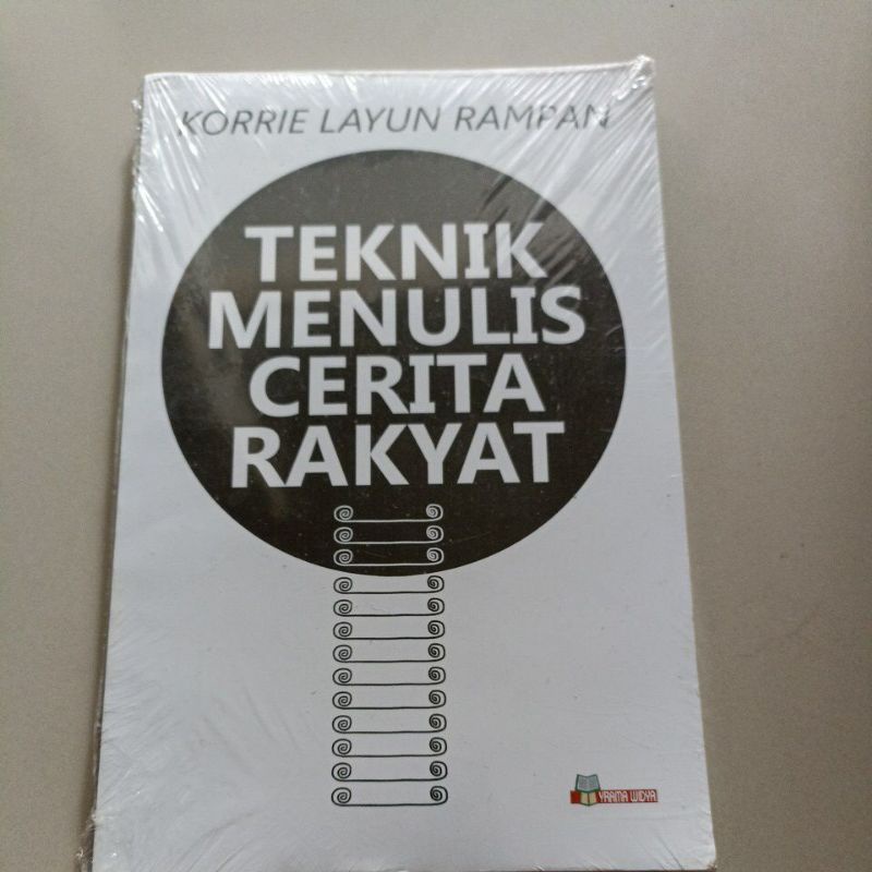Jual buku ori teknik menulis cerita rakyat KORRIE LAYUN RAMPAN | Shopee ...
