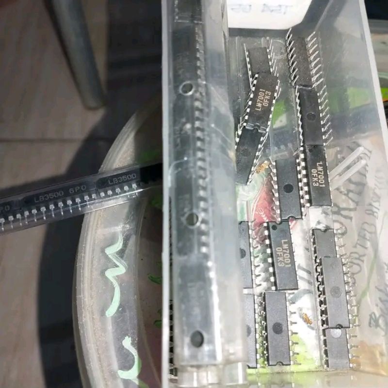 Jual LM7001 IC PLL FM pemancar FM penerima FM IC PLL | Shopee Indonesia